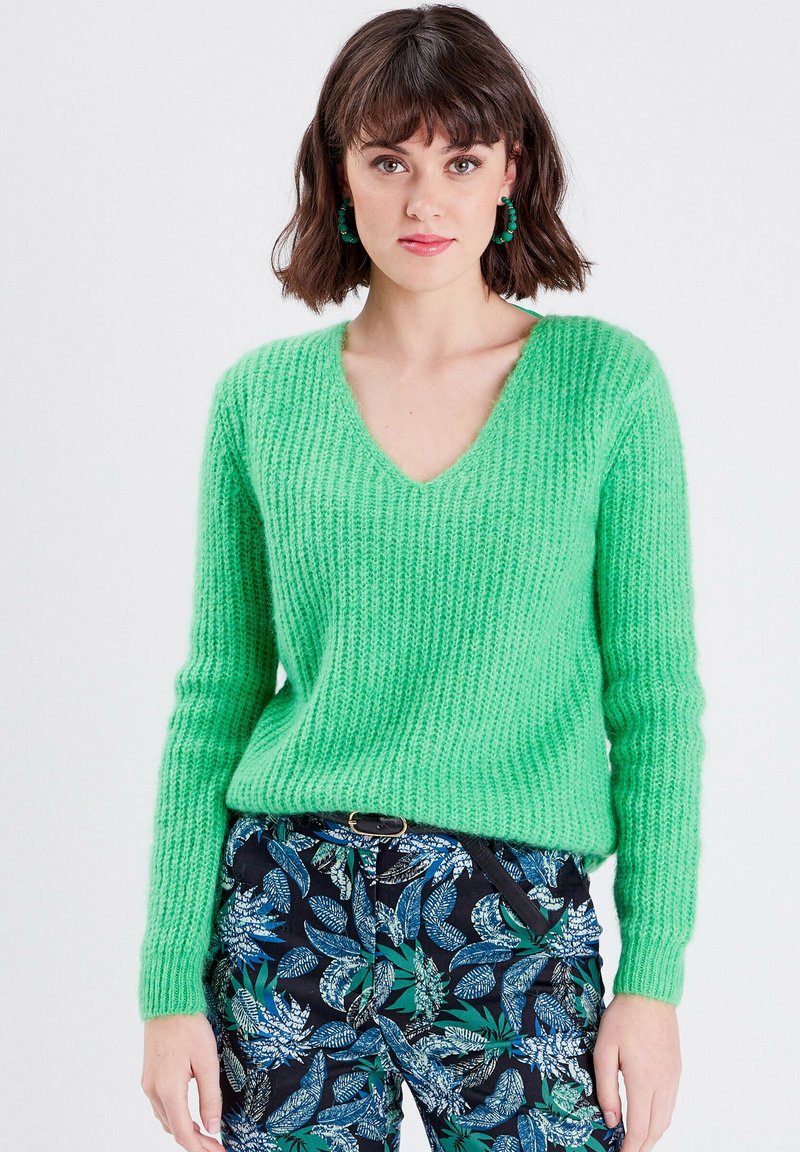 Cache Cache V AUSSCHNITT - Pullover - vert fluo - ZALANDO.FR