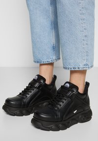 Buffalo VEGAN CORIN - Trainers - black - Zalando.co.uk