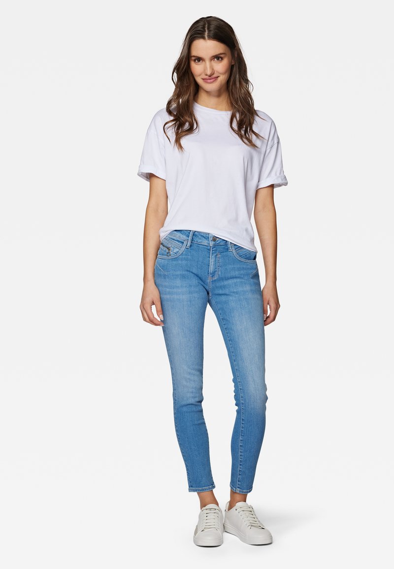 Mavi ADRIANA - Slim fit jeans - lt blue glam/blue - Zalando