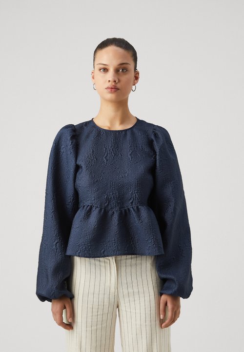 Minus MIKALINA SHORT LACE BLOUSE - Bluse - regatta blue/blau - Zalando.ch