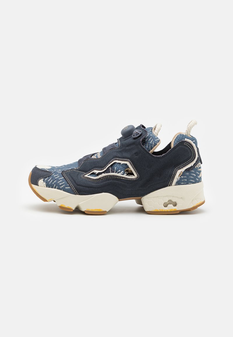 Reebok Classic INSTAPUMP FURY 94 UNISEX - Trainers - dark-blue denim ...