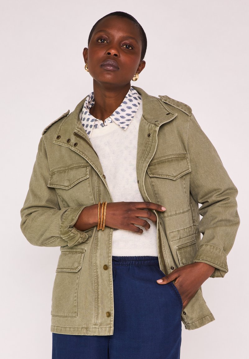 Maison 123 CLAIRE - Manteau court - tilleul/vert foncé - ZALANDO