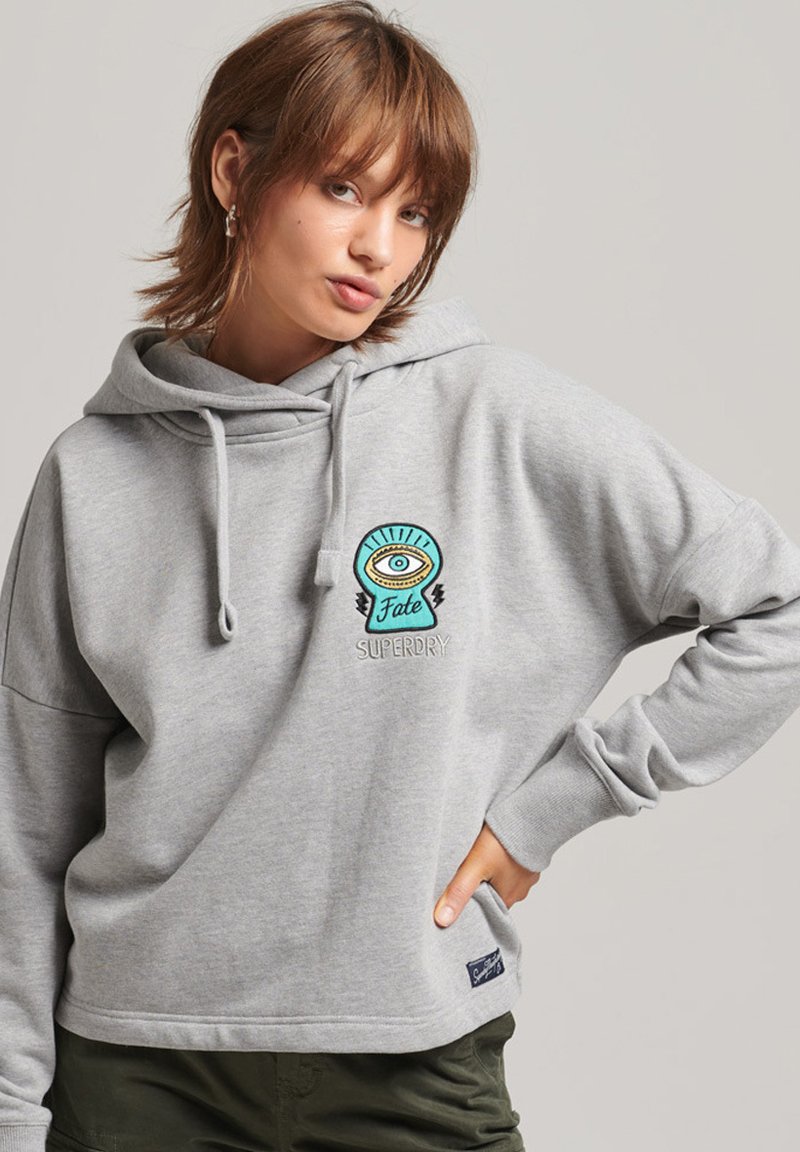 Superdry NOSTALGIA PATCH - Jersey con capucha - grey marl/gris oscuro ...