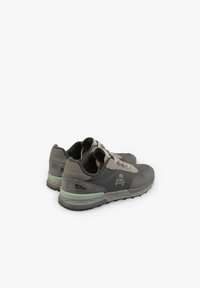 Scalpers HARRY - Sneaker low - grey/grau - Zalando.at