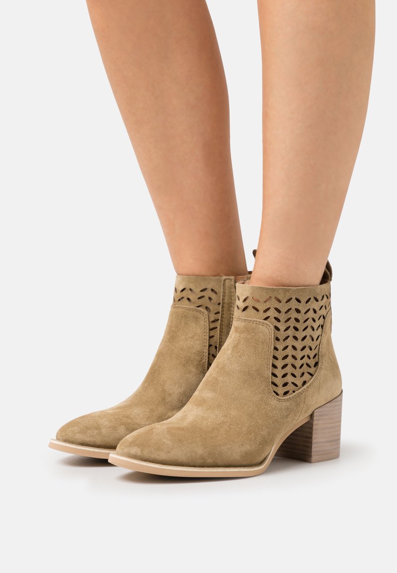 Alpe ALBA - Ankle boots - tabaco/khaki - Zalando.co.uk