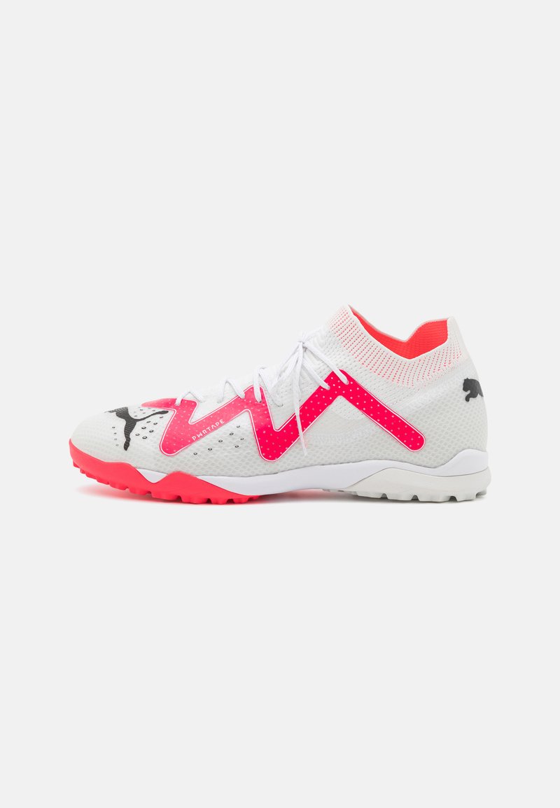 Puma FUTURE ULTIMATE CAGE - Indoor football boots - white/black/fire ...