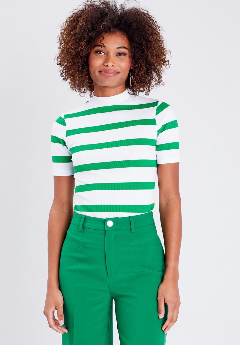 Cache Cache MIT KURZEN ÄRMEN - Camiseta estampada - vert/verde - Zalando.es