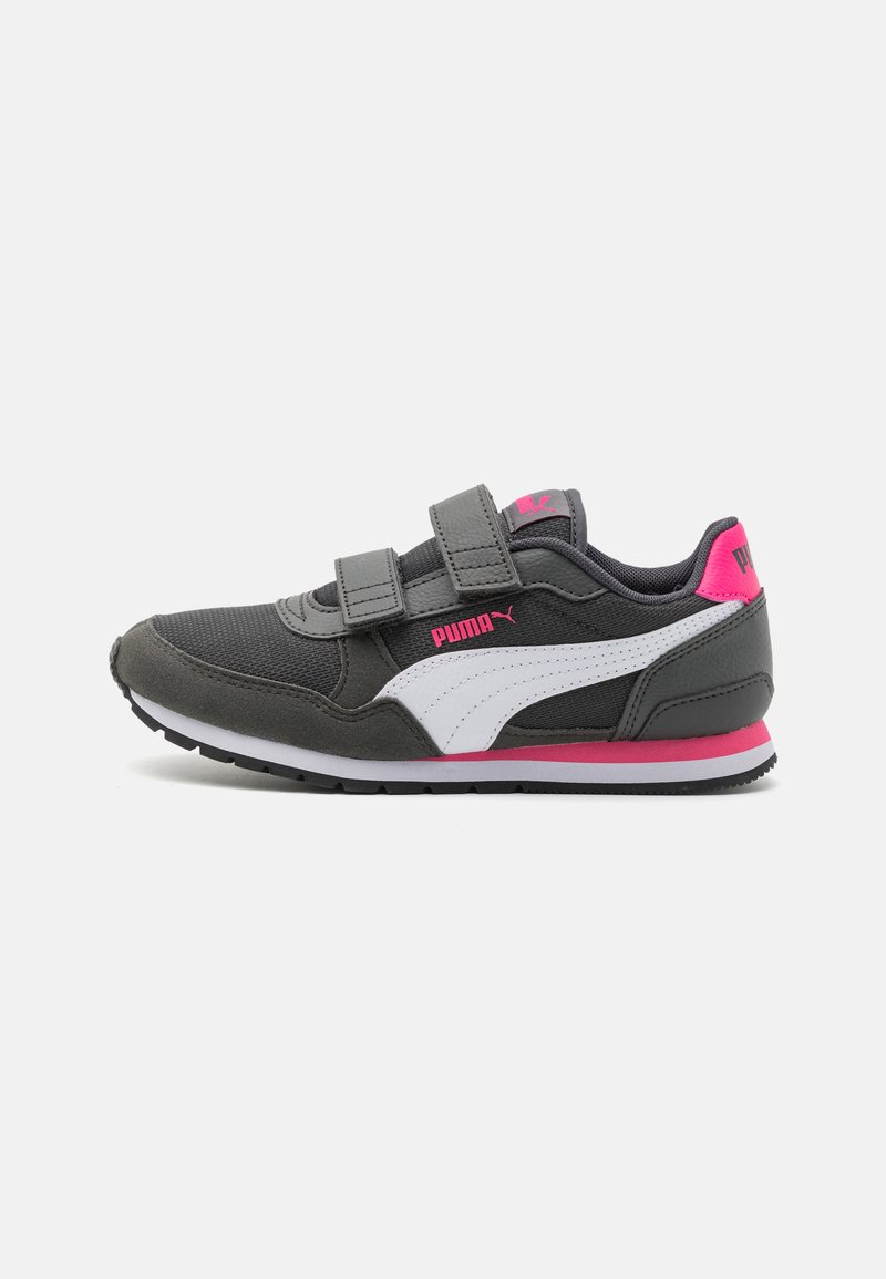 Puma RUNNER V3 UNISEX - Sneakers laag - shadow gray/white/glowing pink/donkergrijs - Zalando.be