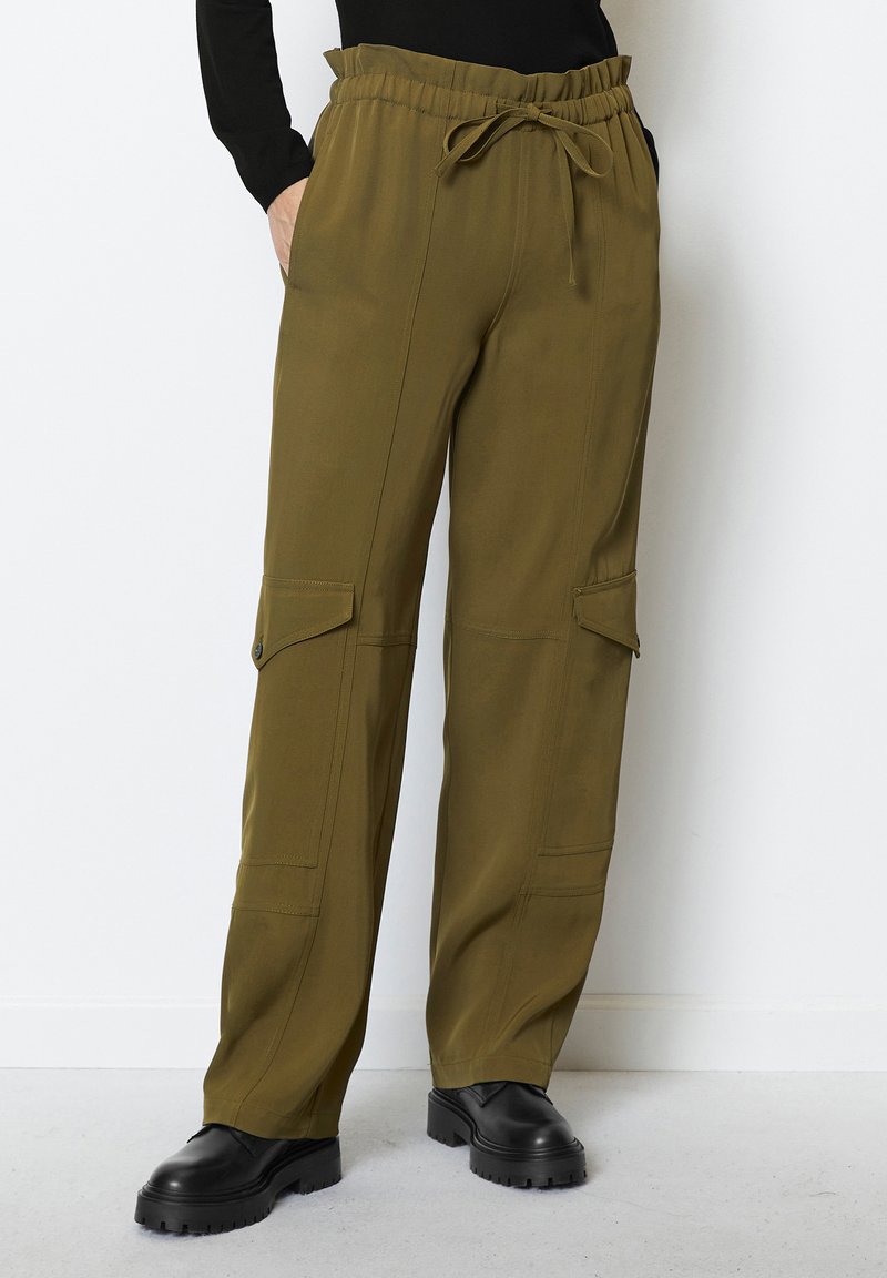Marc O'Polo PANTS, FLUENT UTILITY STYLE, STRAIGHT LEG, PATCH POCKETS ...
