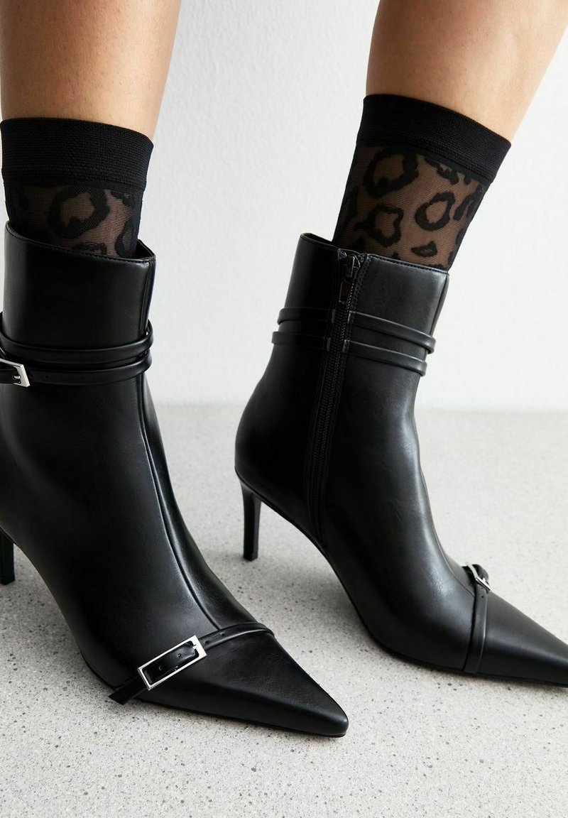 New Look Enkellaarsjes met hoge hak - black/zwart - Zalando.nl