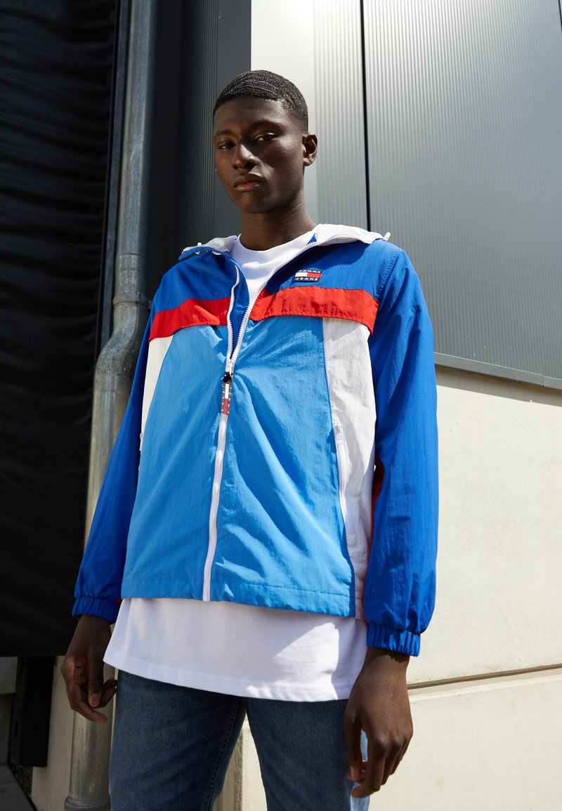 Tommy Jeans CHICAGO COLORBLOCK - Summer jacket - cobalt/blue - Zalando ...