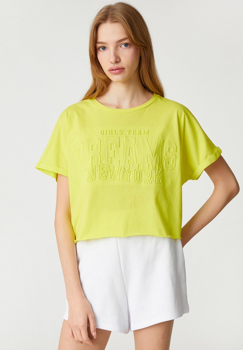 Koton CROP SHORT SLEEVE CREW NECK - T-Shirt basic - green/grün - Zalando.de