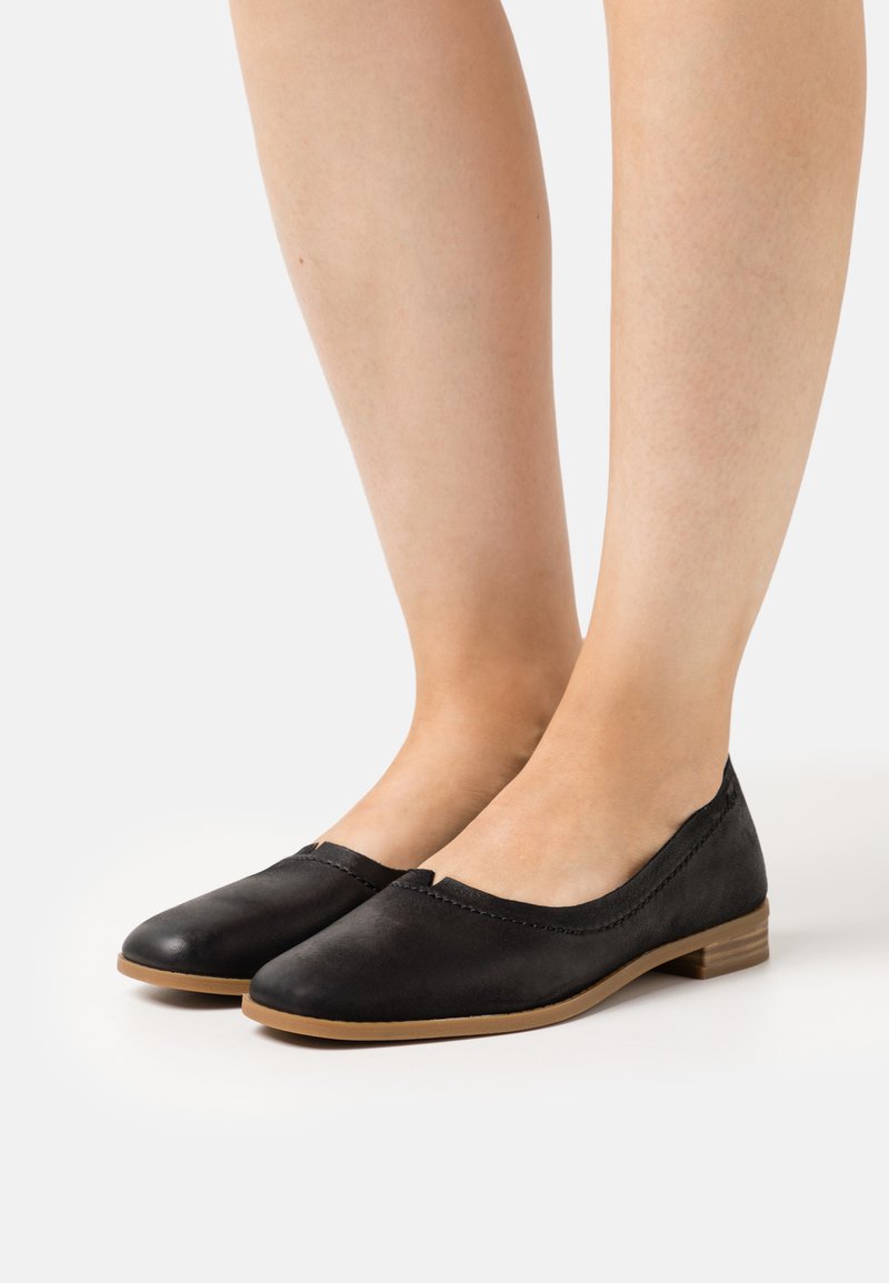 Clarks PURE WALK - Slip-ons - black/black - Zalando.co.uk