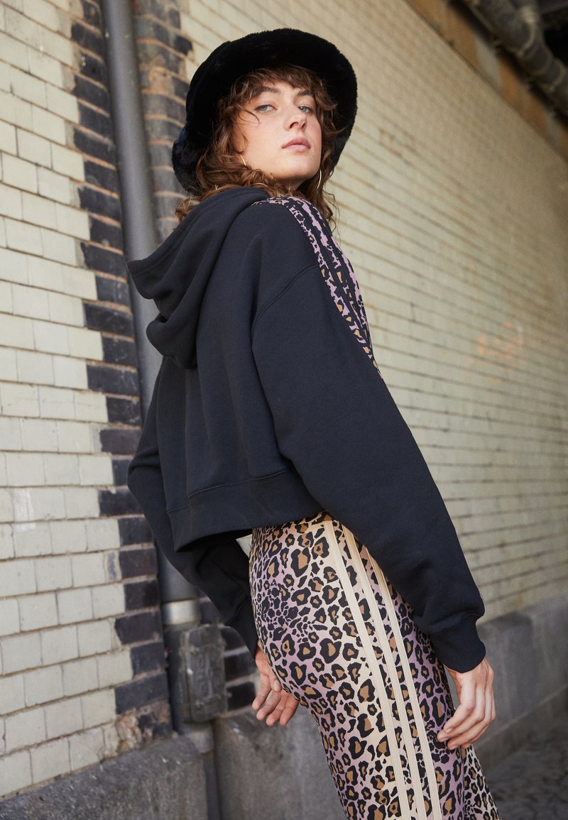 adidas Originals LEOPARD CROPPED HOODY - Hoodie - black/multicolor ...