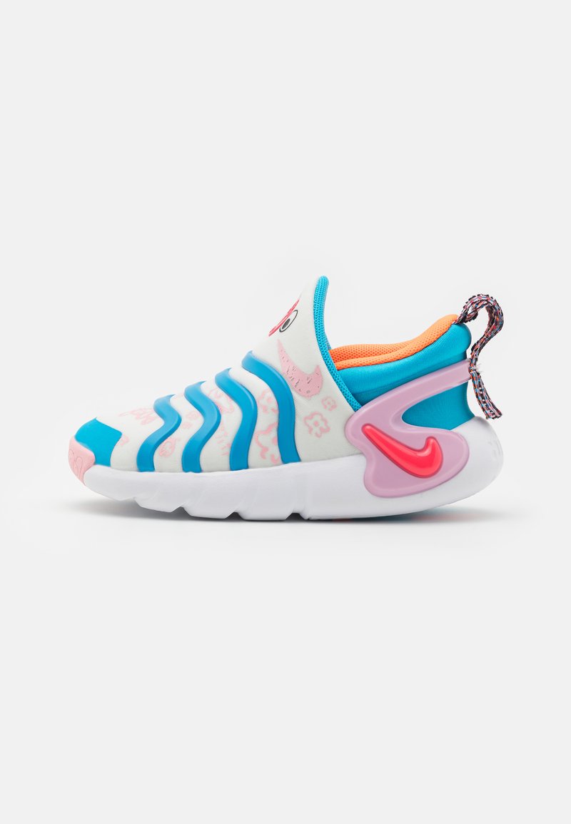 Nike Sportswear NIKE DYNAMO GO SE (TD) - Trainers - sail/light fusion ...