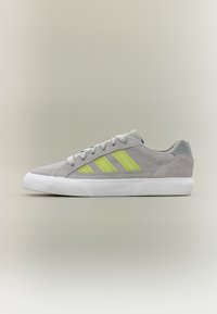 Adidas Skateboarding COURT TNS PREMIERE UNISEX - Sneaker low - grey two ...