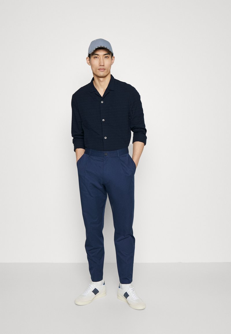 Rotholz LEISURE UNISEX - Hemd - navy/dunkelblau - Zalando.ch