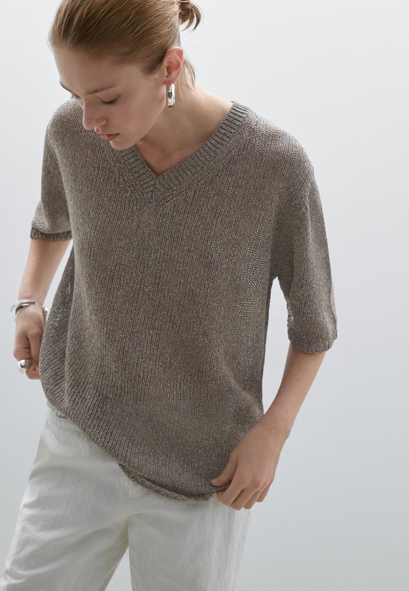 Massimo Dutti T-shirt basic - dark brown/donkerbruin - Zalando.nl