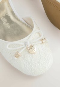 Baker by Ted Baker REGULAR FIT - GLITTER BOW - Riemchenballerina ...