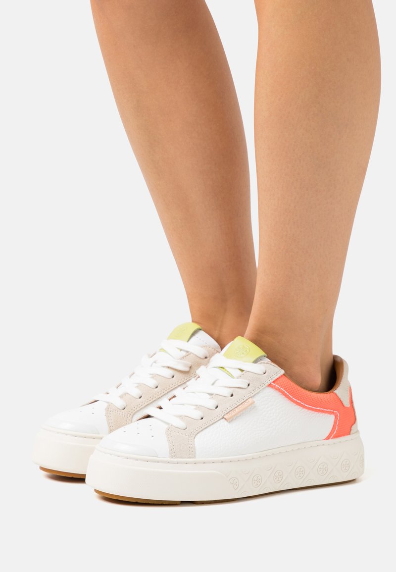 Tory Burch LADYBUG - Sneaker low - white candido/frost/rojo fluor/weiß ...