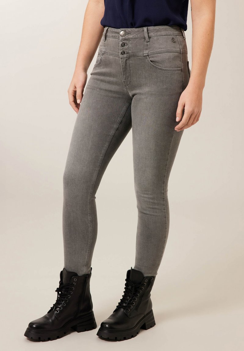Miss Etam Jeans Skinny Fit - light grey/grijs - Zalando.nl