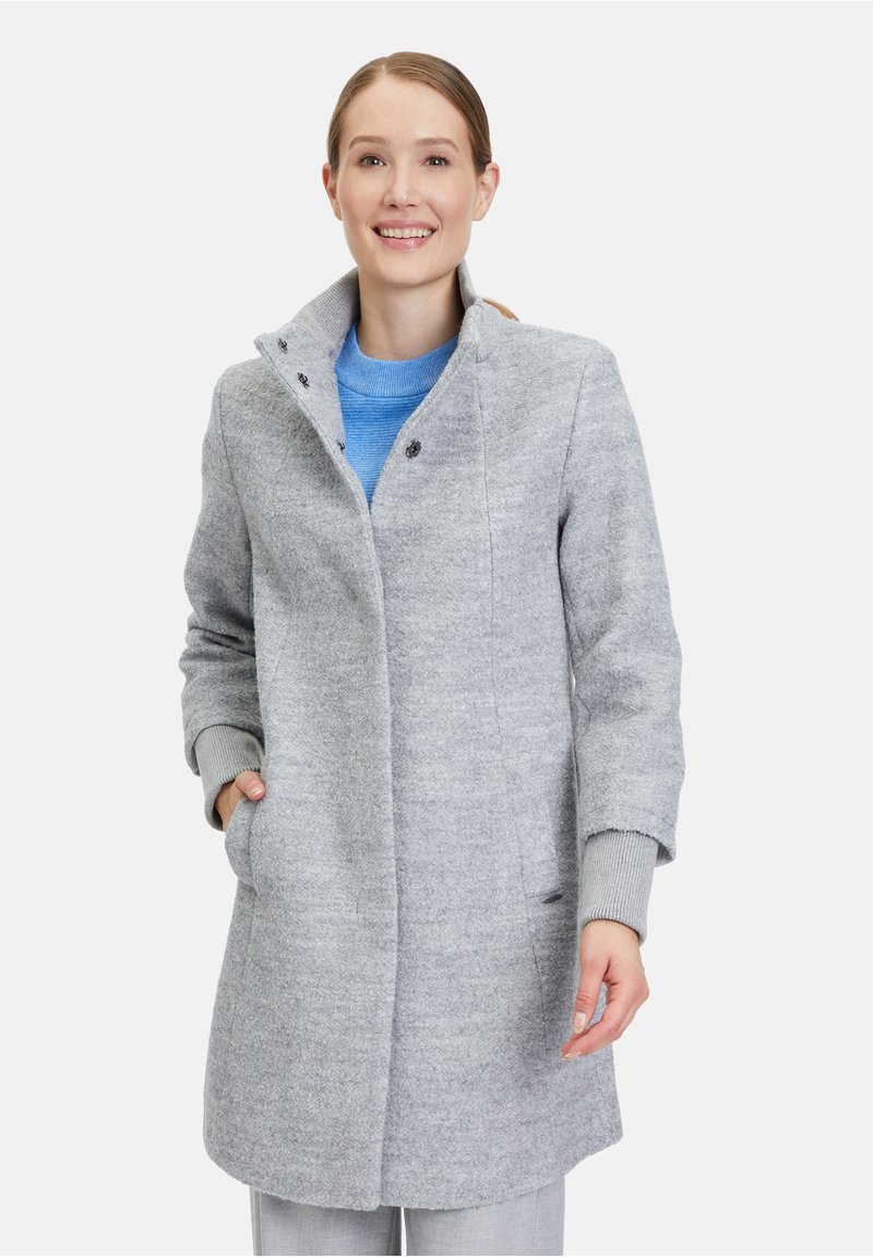 Betty & Co À COL DROIT - Klassischer Mantel - light silver melange/grau ...