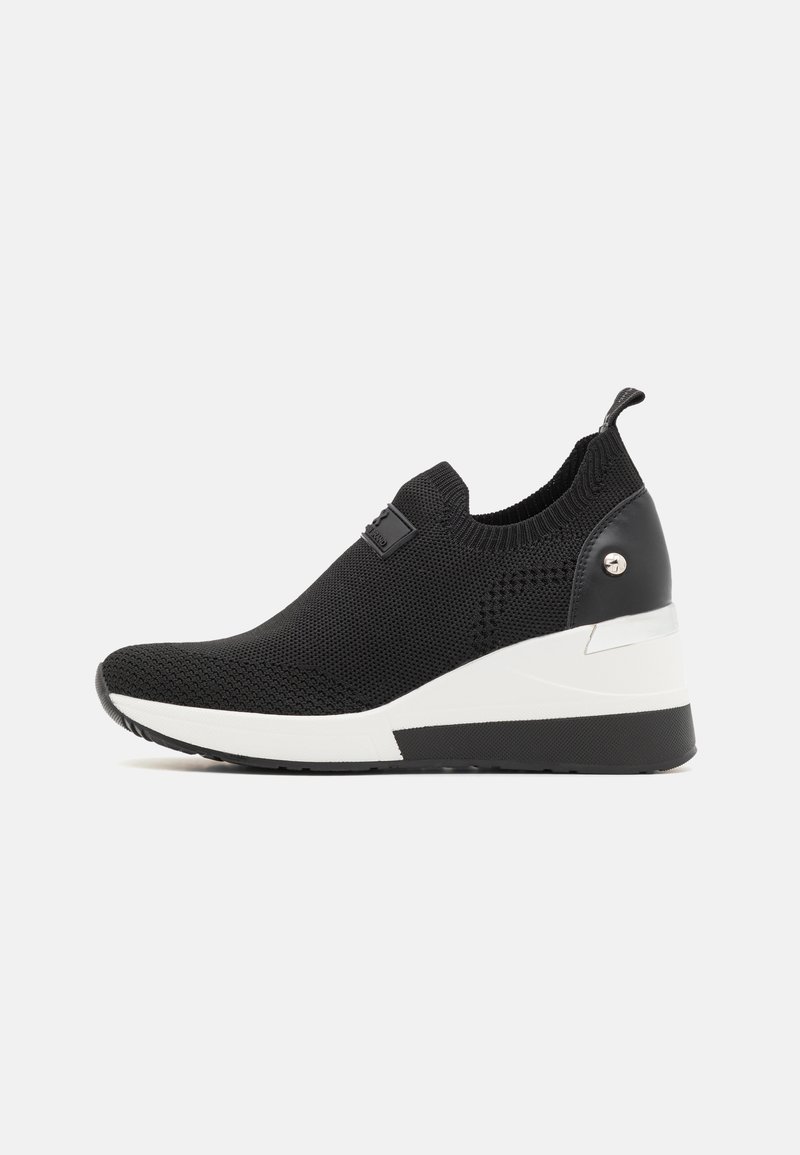 XTI Sneaker low - black/schwarz - Zalando.de