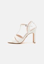 Buffalo VEGAN JEAN CAGE - Sandalen met hoge hak - white/wit - Zalando.nl