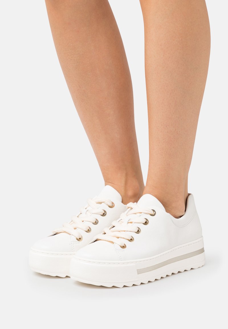 Gabor Comfort Sneakers - latte/gold/tube/vit - Zalando.se