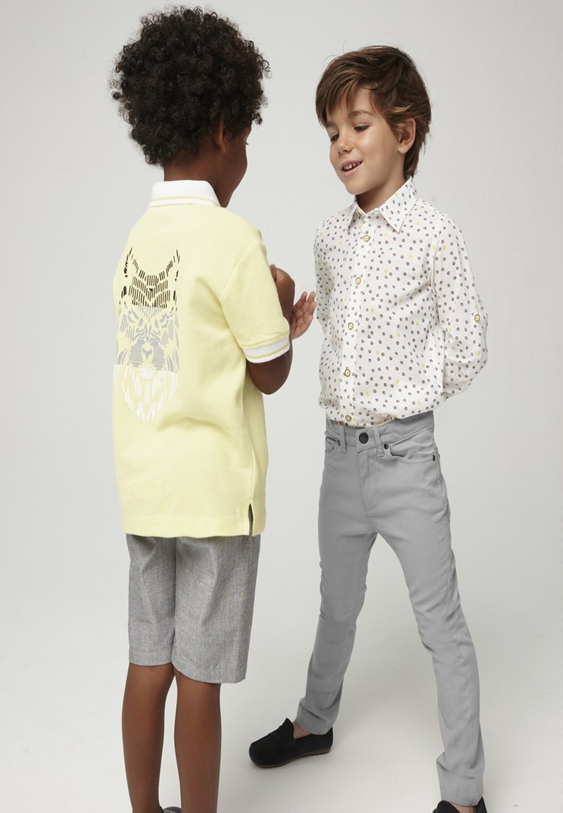 UBS2 CON MICROESTAMPADO, MANGA - Hemd - blanco/weiß - Zalando.at