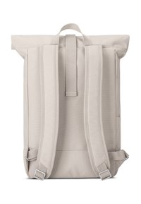 Johnny Urban ROBIN MEDIUM - ROLL TOP BACKPACK - Tagesrucksack - sand ...