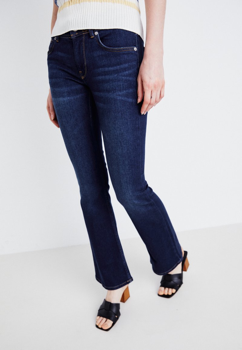 Pepe Jeans FLARE - Bootcut jeans - denim/dark-blue denim - Zalando.co.uk