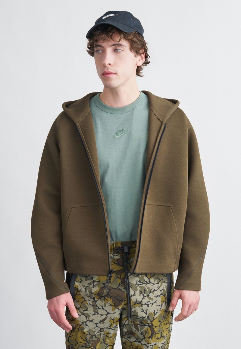 Nike Sportswear ERGO - Felpa con zip - dark hazel/black/marrone ...