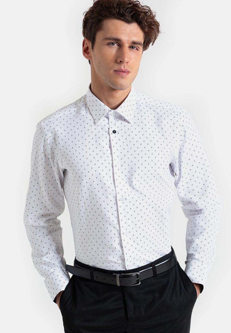 PAWO MONTANA - Businesshemd - white/weiß - Zalando.de