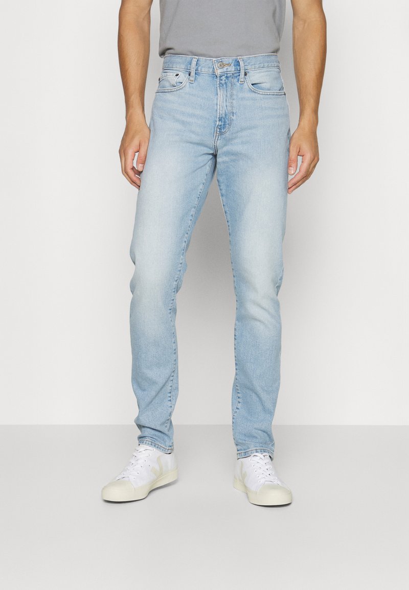 GAP RIVERSIDE - Jeans Tapered Fit - light-blue denim - Zalando.ie