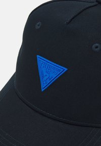Guess JUNIOR BASEBALL UNISEX - Cap - smart blue/dark blue - Zalando.co.uk