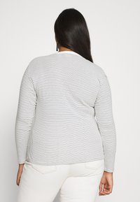 Levi's® Plus LONG SLEEVE BABY TEE - Topper langermet - ecru/black/offwhite - Zalando.no