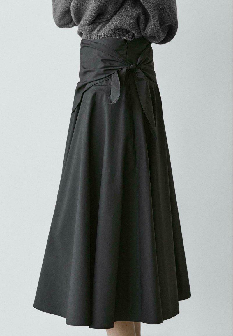 Massimo Dutti MIDI DETAIL - A-Linien-Rock - black/schwarz - Zalando.at