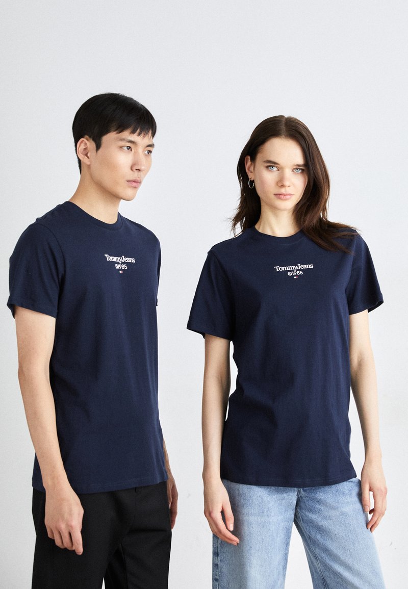 Tommy Jeans ENTRY TEE UNISEX - Basic T-shirt - dark night navy/dark ...