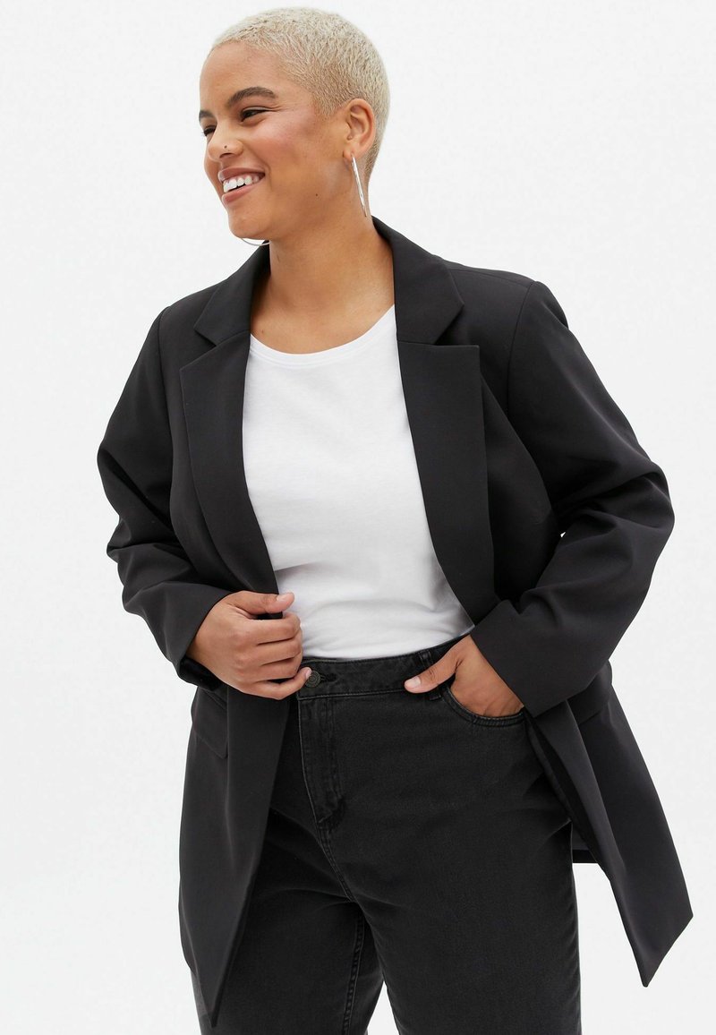 New Look Curves CURVES OVERSIZED - Halflange jas - black/zwart - Zalando.be