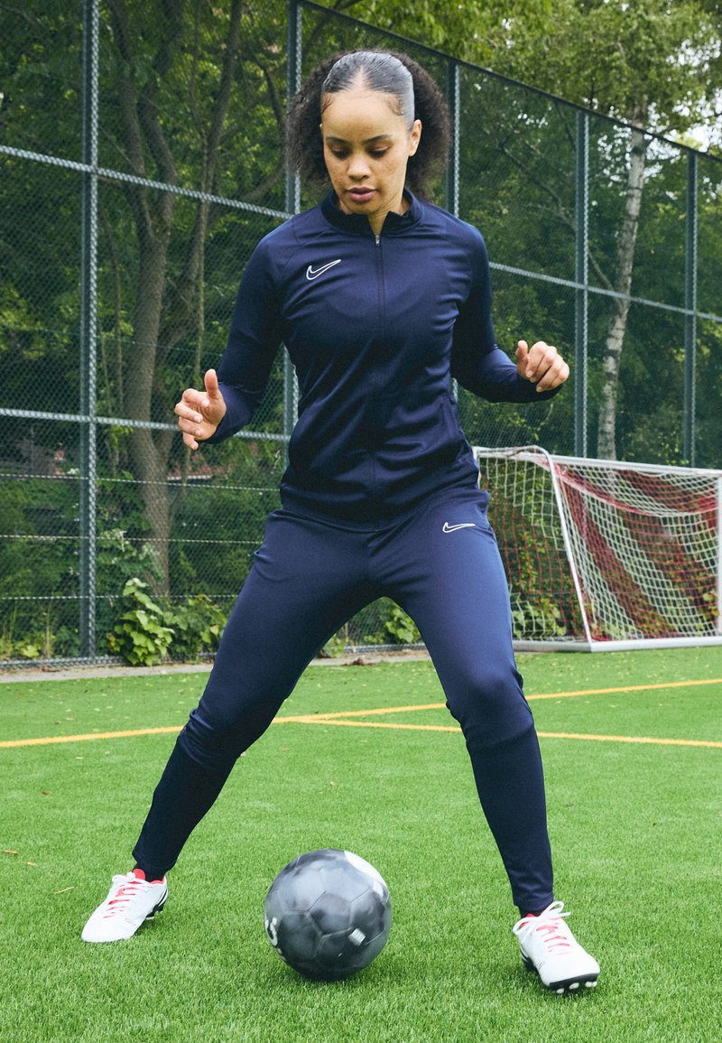 Nike Performance ACADEMY TRACK SUIT - Trainingsanzug - obsidian/white ...