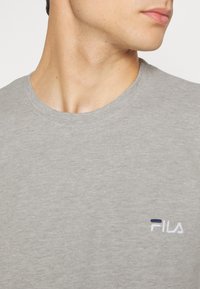 Fila MAN - Pyjama - grey/grau - Zalando.de