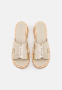 Pier One LEATHER - Clogs - gold/gold-coloured - Zalando.co.uk