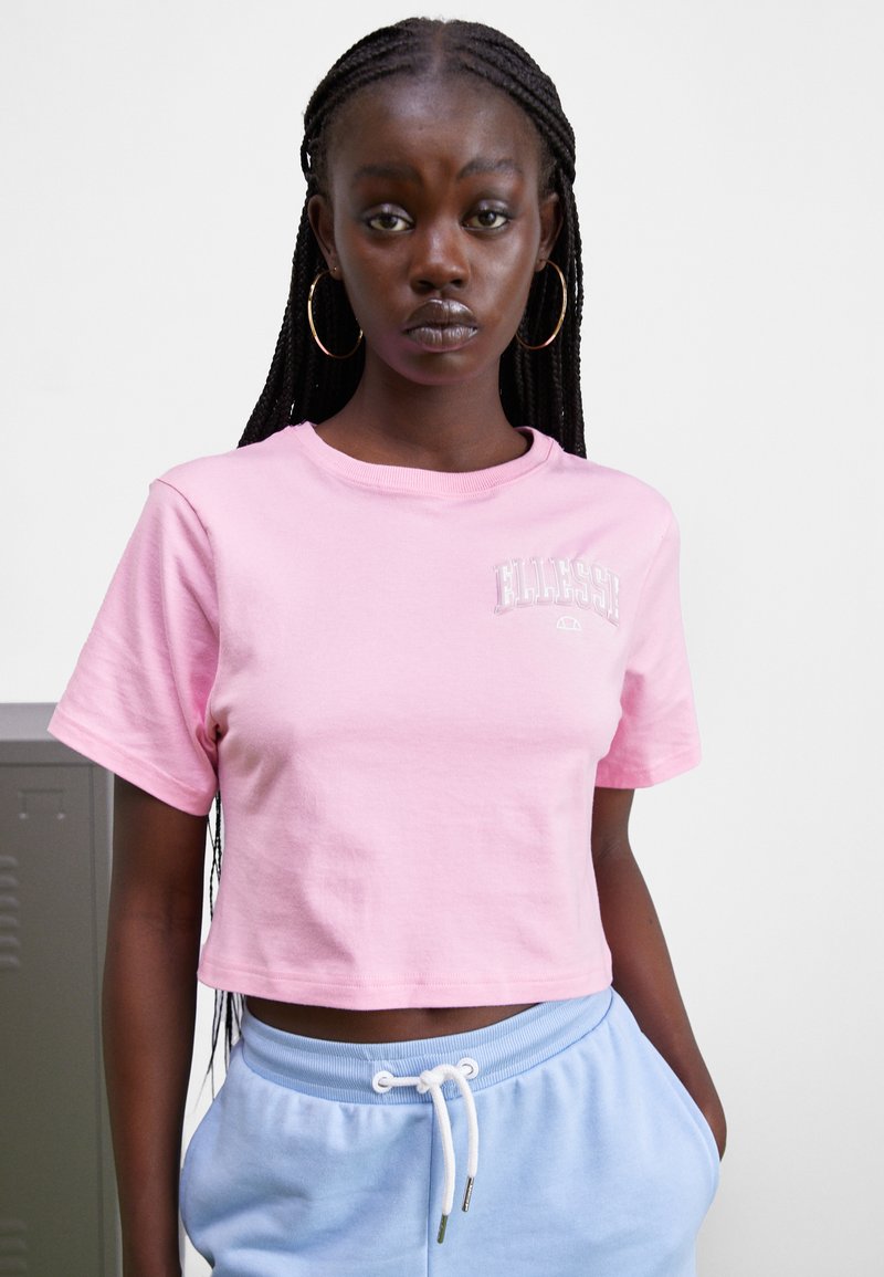Ellesse BENEVENTI CROP - Tricou cu imprimeu - pink/roz - Zalando.ro