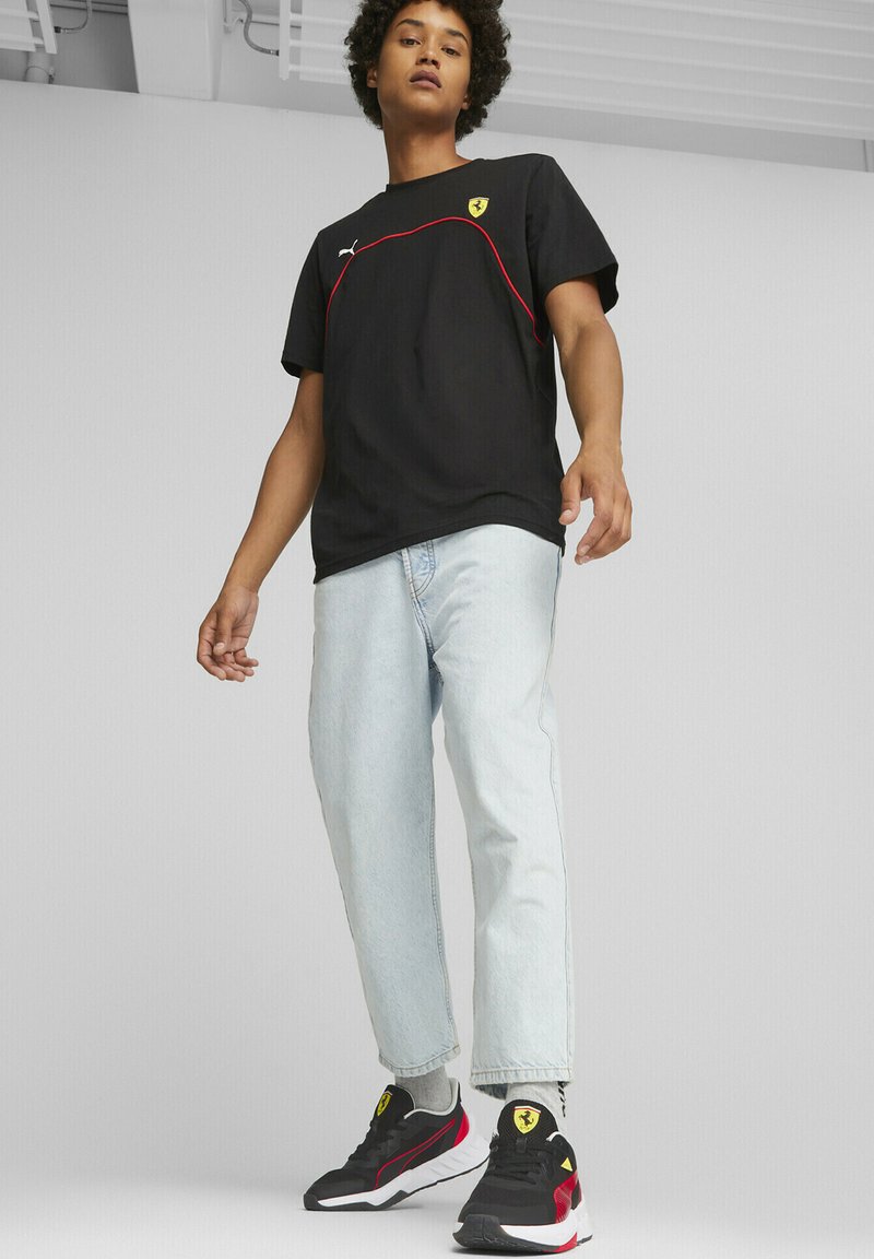 Puma SCUDERIA FERRARI MACO SL - Sneaker low - black rosso corsa white ...
