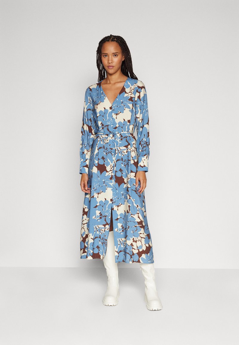 Vero Moda VMBRITA BERTA DRESS - Blousejurk - coronet blue/blauw ...