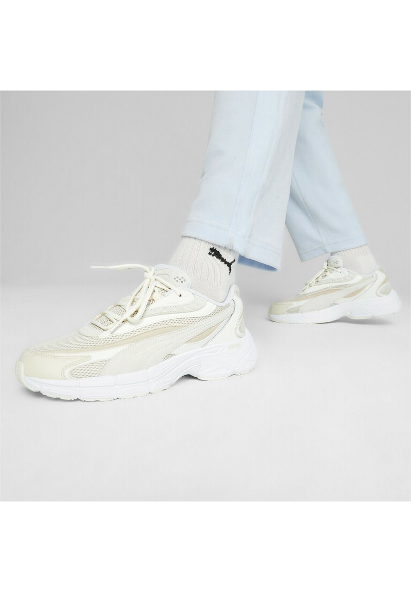 Puma TEVERIS NITRO VORTEX UNISEX - Sneakersy niskie - Zalando.pl