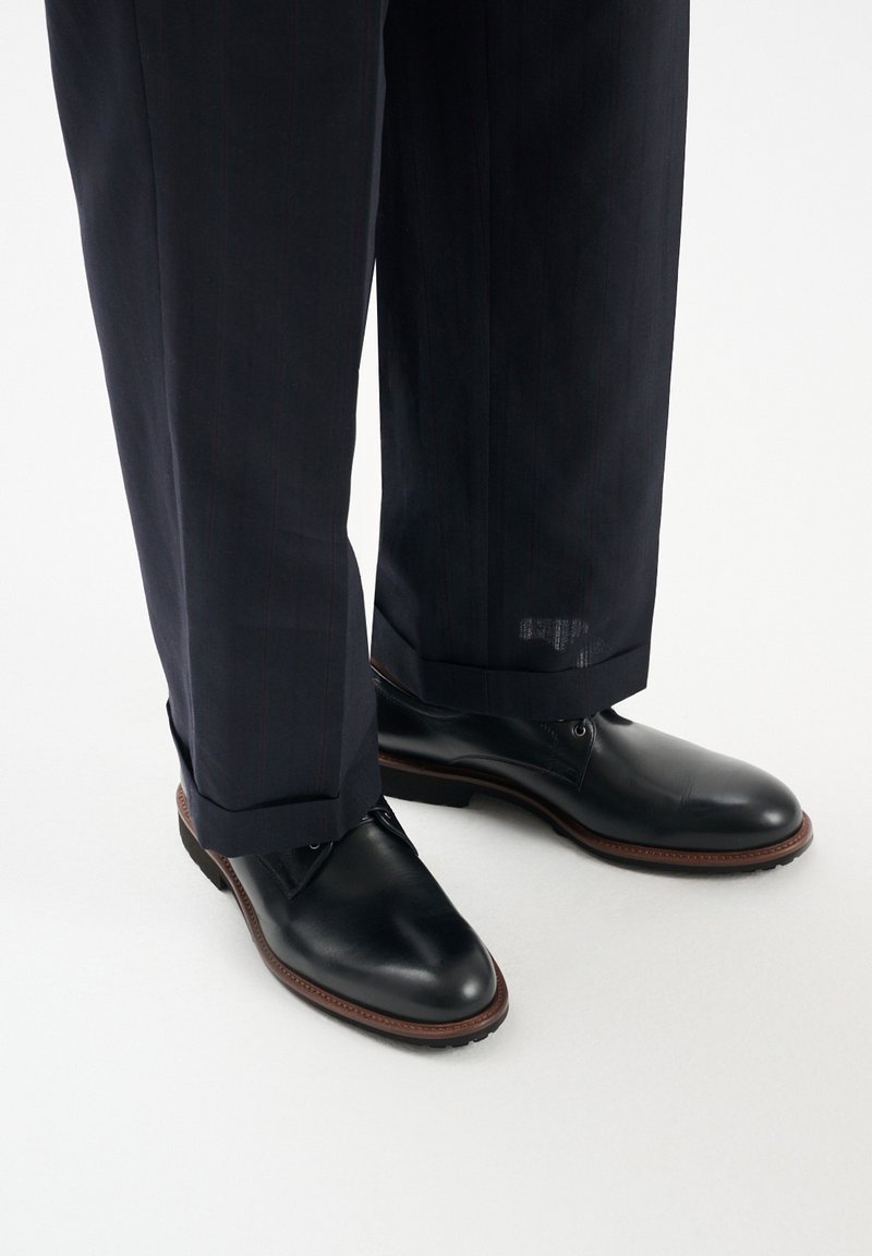 RYŁKO Elegantsed paeltega jalatsid - black/must - Zalando.ee
