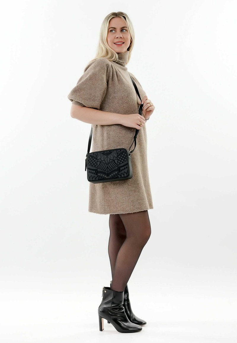 Emily & Noah NEELE - Ülerinna-kott - black/must - Zalando.ee