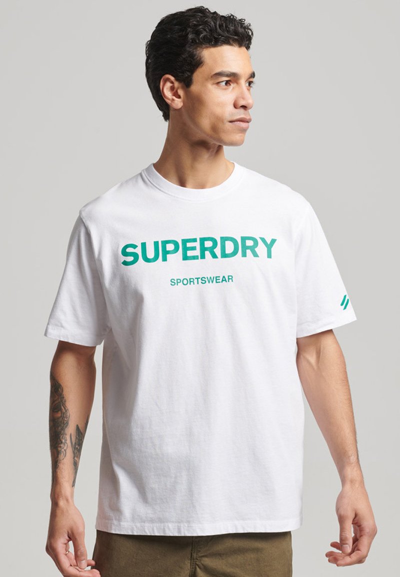 Superdry CODE CORE - T-Shirt print - optic/white denim - Zalando.at